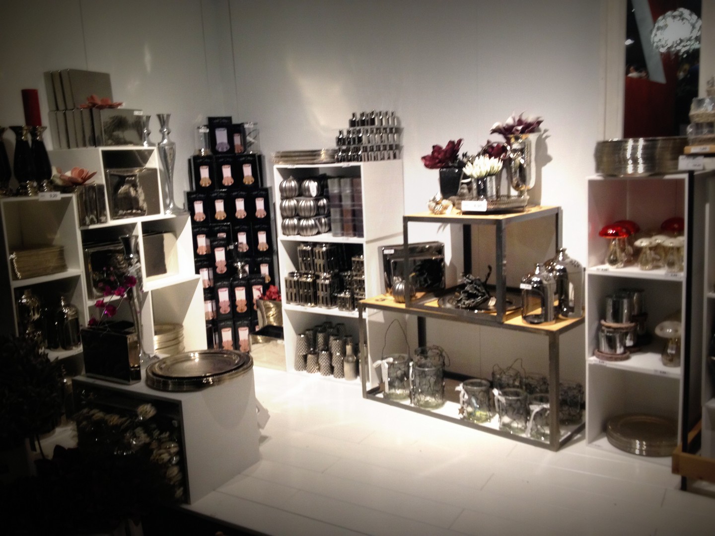 ATERRIZA EN BARCELONA DEKO PALACE: ESPECTACULAR FIRMA DE DECORACIÓN ...