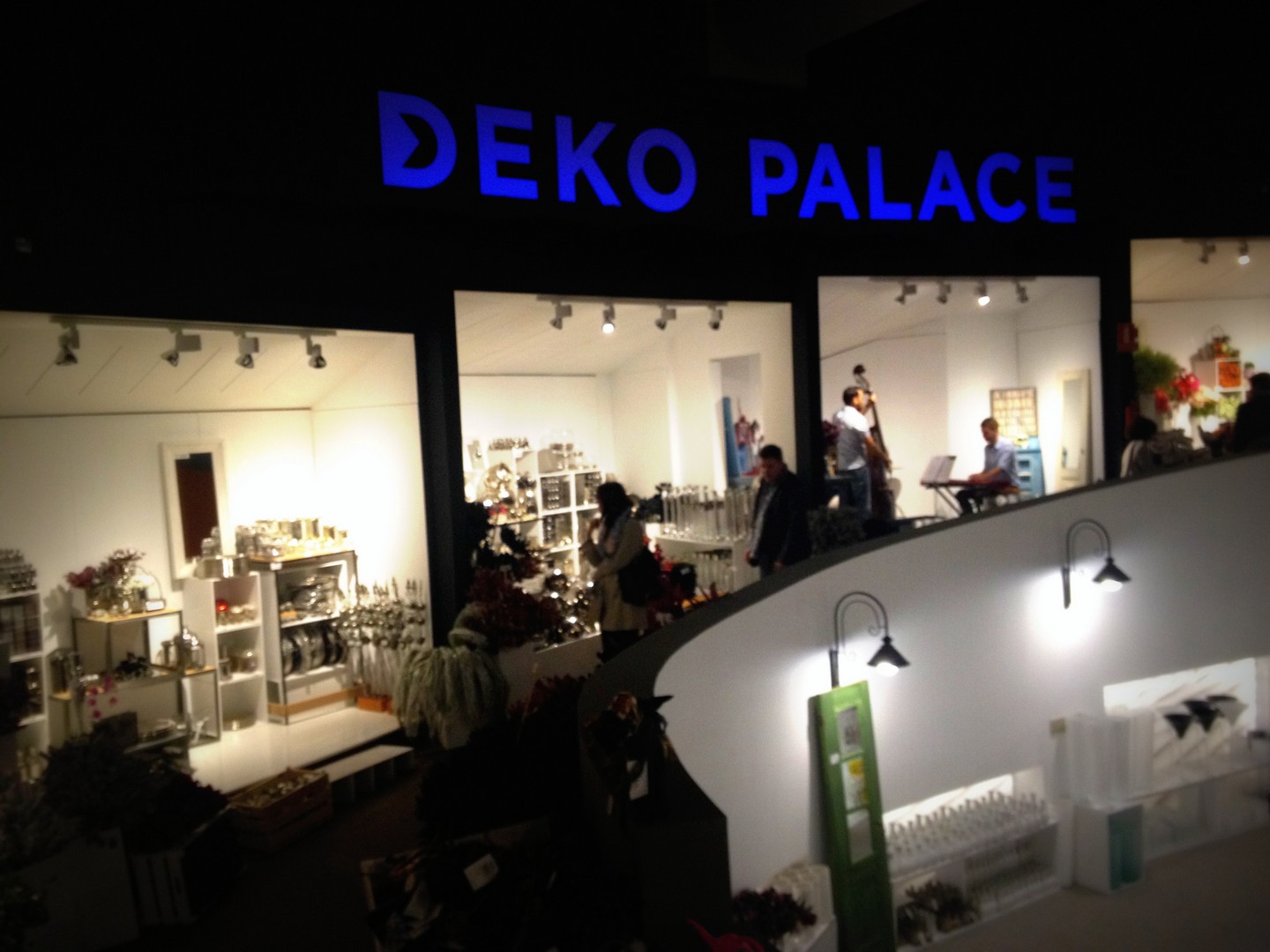 ATERRIZA EN BARCELONA DEKO PALACE: ESPECTACULAR FIRMA DE DECORACIÓN ...